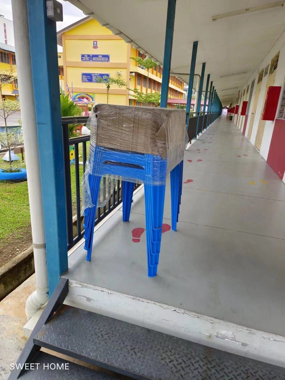 Penang Plastic Exam Table | Meja Plastik Peperiksaan Ujian | Meja Biru ...